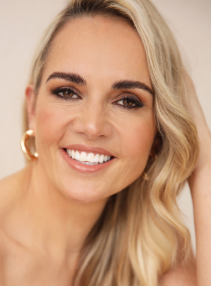 Plus size models UK | Curve, Photographic, commercial models size 12 ...