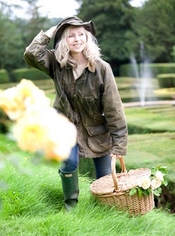 Sue S | Female model | Source Models model agency | 32632