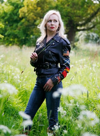 Sue S | Female model | Source Models model agency | 32632