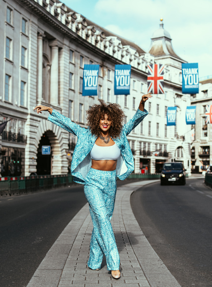 Sydney J J | Female model | Source Models model agency | 243364