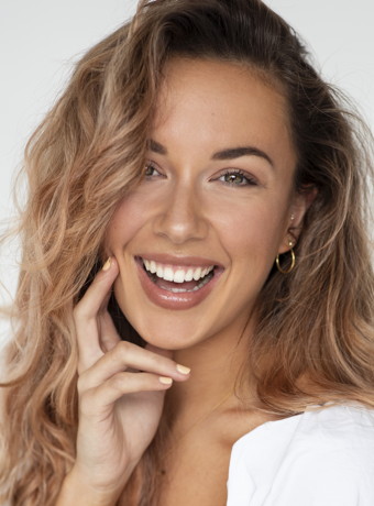 Female Model Agency in London, UK - Source Models