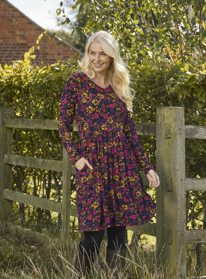 Teiha K | Female model | Source Models model agency | 258156