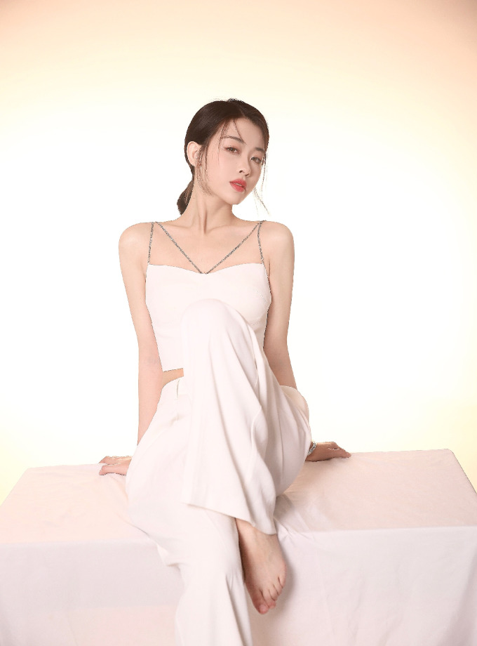 Vero April Z | Female model | Source Models model agency | 265045