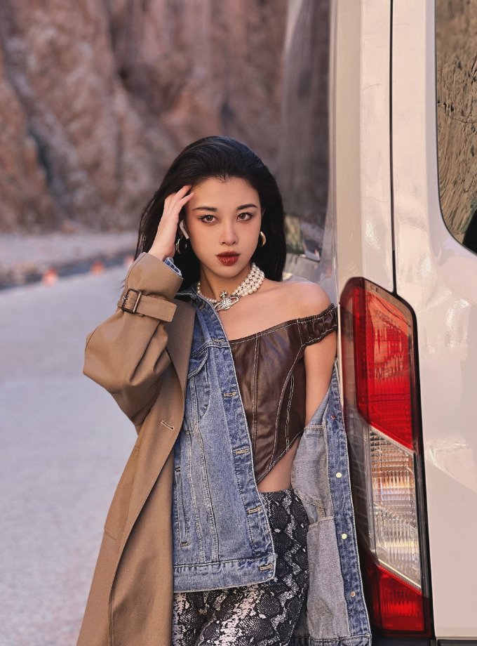 Vero April Z | Female model | Source Models model agency | 265045