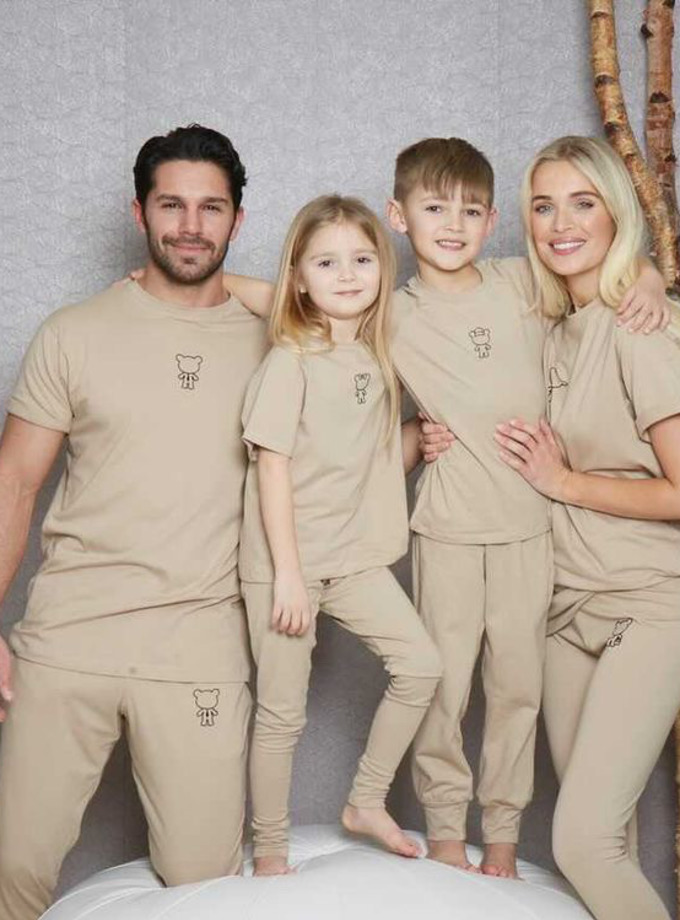 Model families | Families for advertising and commercial work.