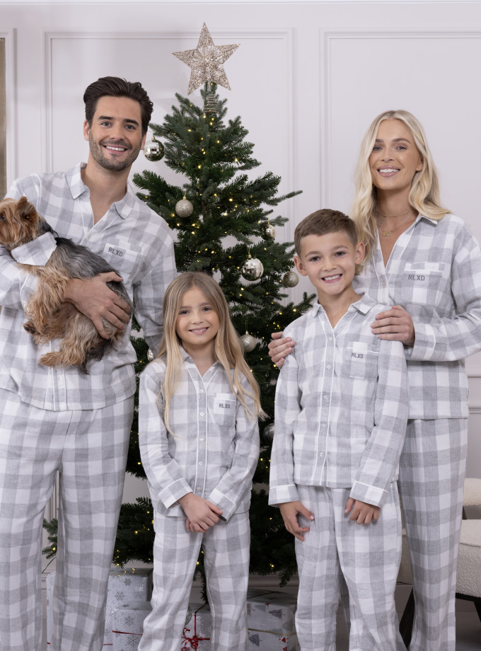 Model families | Families for advertising and commercial work.