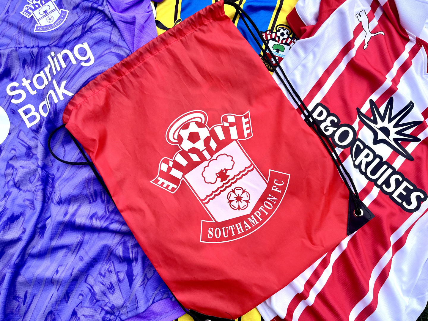 Past Made Present for 2025/26 – our home kit is here | Southampton FC ...