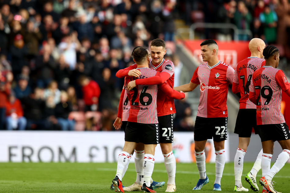 Highlights: Saints 4-0 Walsall | Southampton FC Official Site