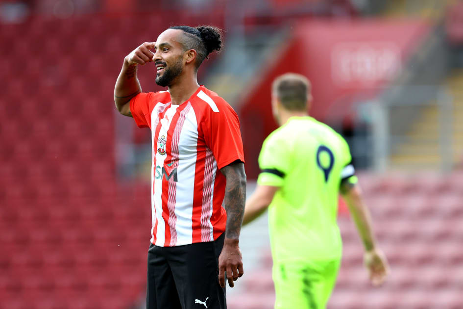 Walcott delighted to deliver on promise to Cam | Southampton FC ...