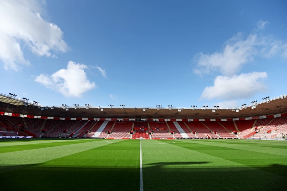 Chance to play on the pitch thanks to Rollbit | Southampton FC Official ...