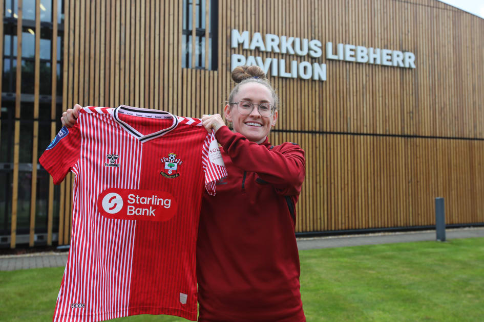 Rowe becomes Women's first summer signing | Southampton FC Official Site