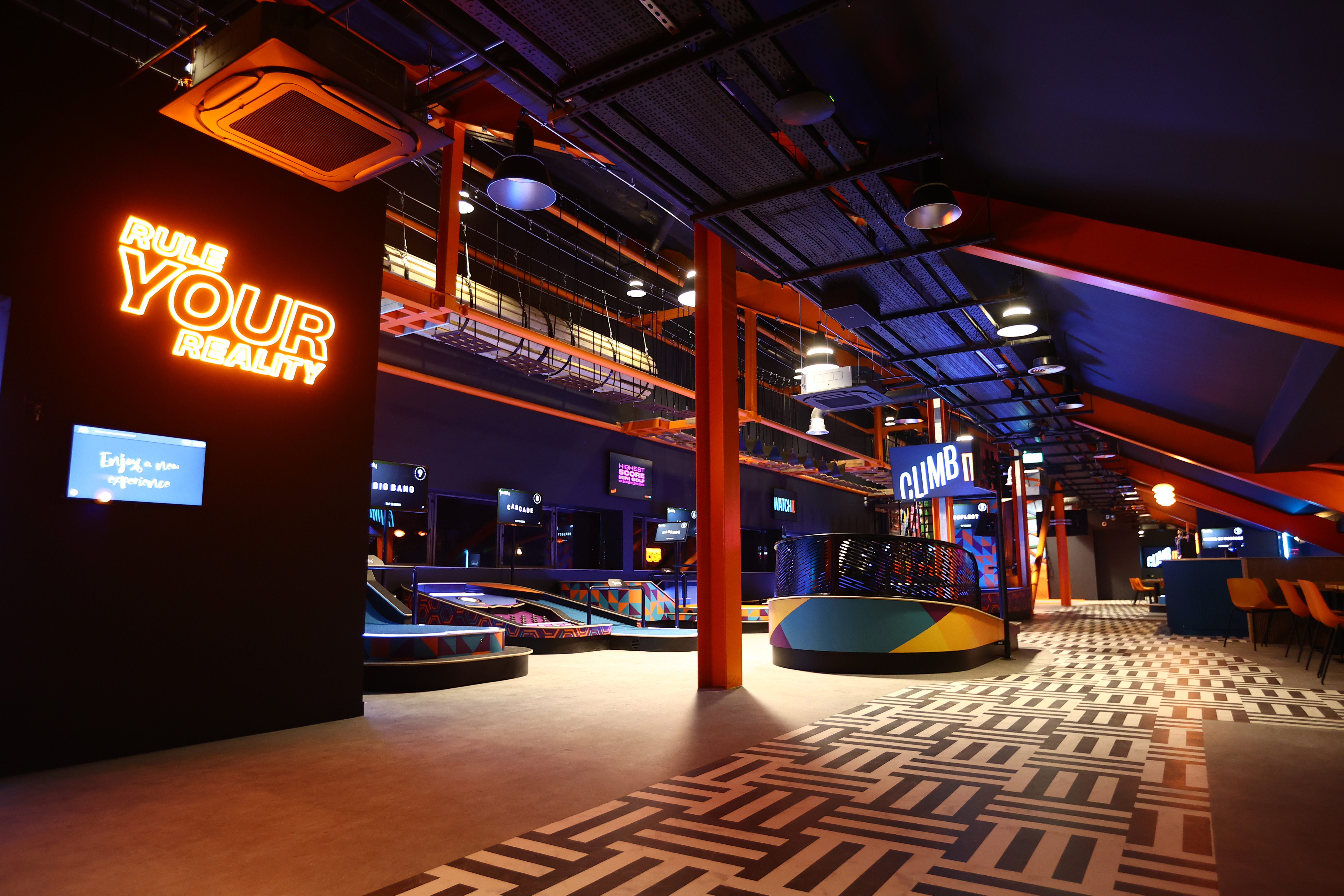 LEVEL1 - Exclusive Hire