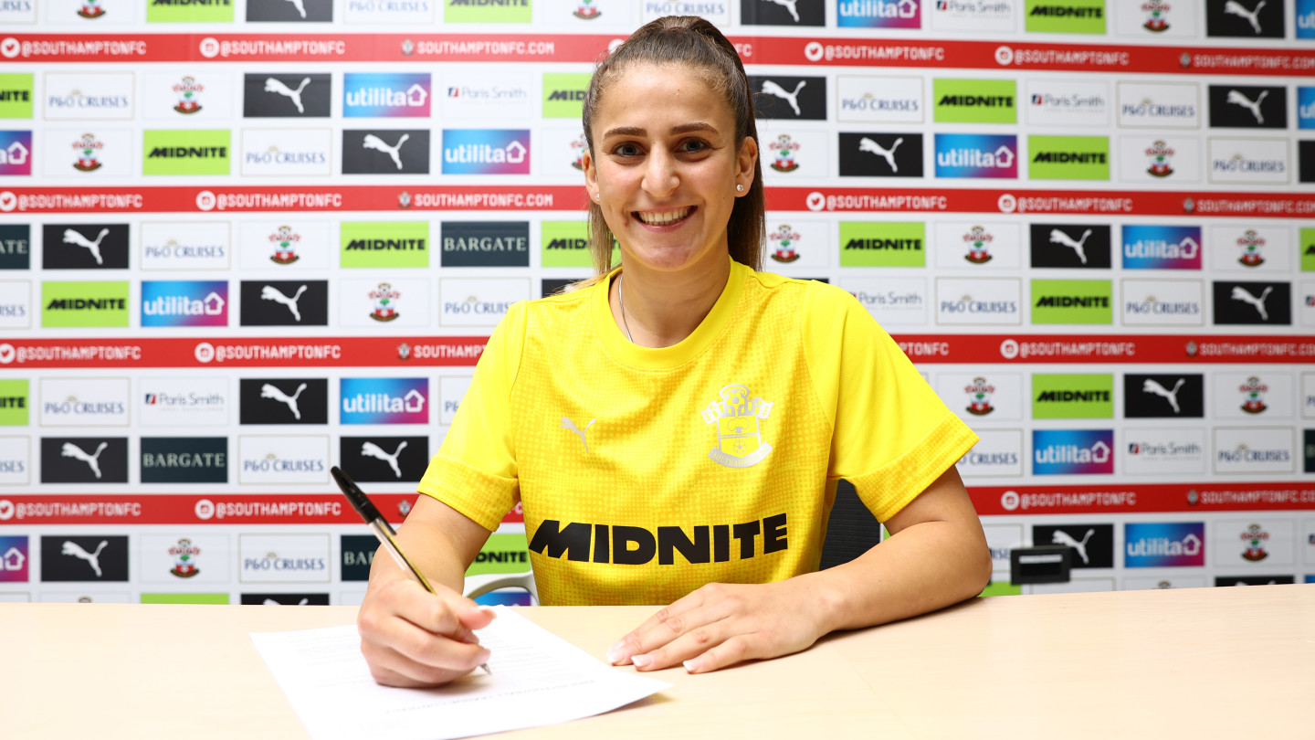 Maria Edwards' first Saints interview | Southampton FC Official Site