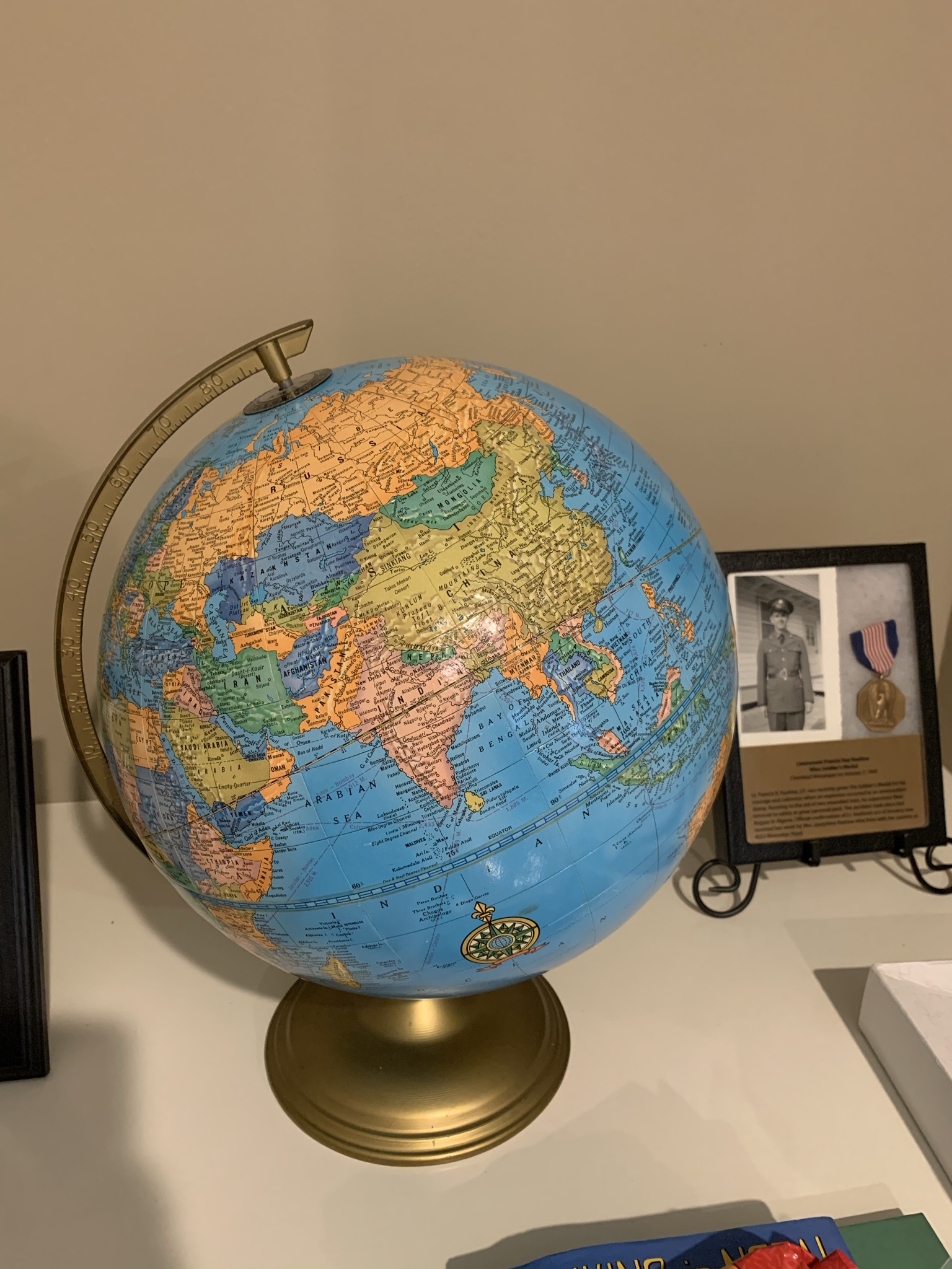 Customer World Globe