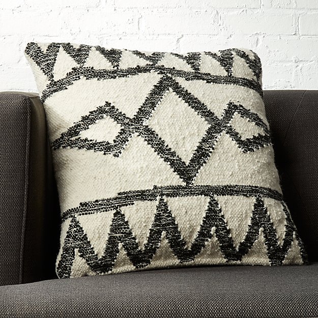 ASTERIX GEOMETRIC PILLOW