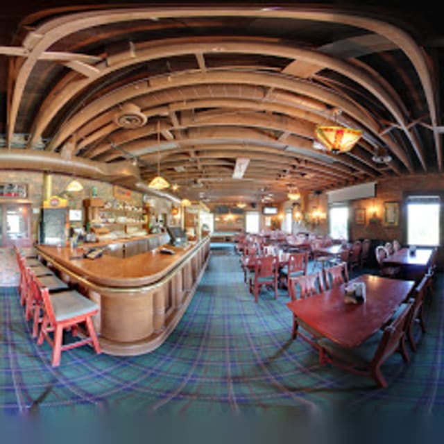 Kelly O'Bryan's Kelowna - Irish-Inspired Dining & Lakeview Patio
