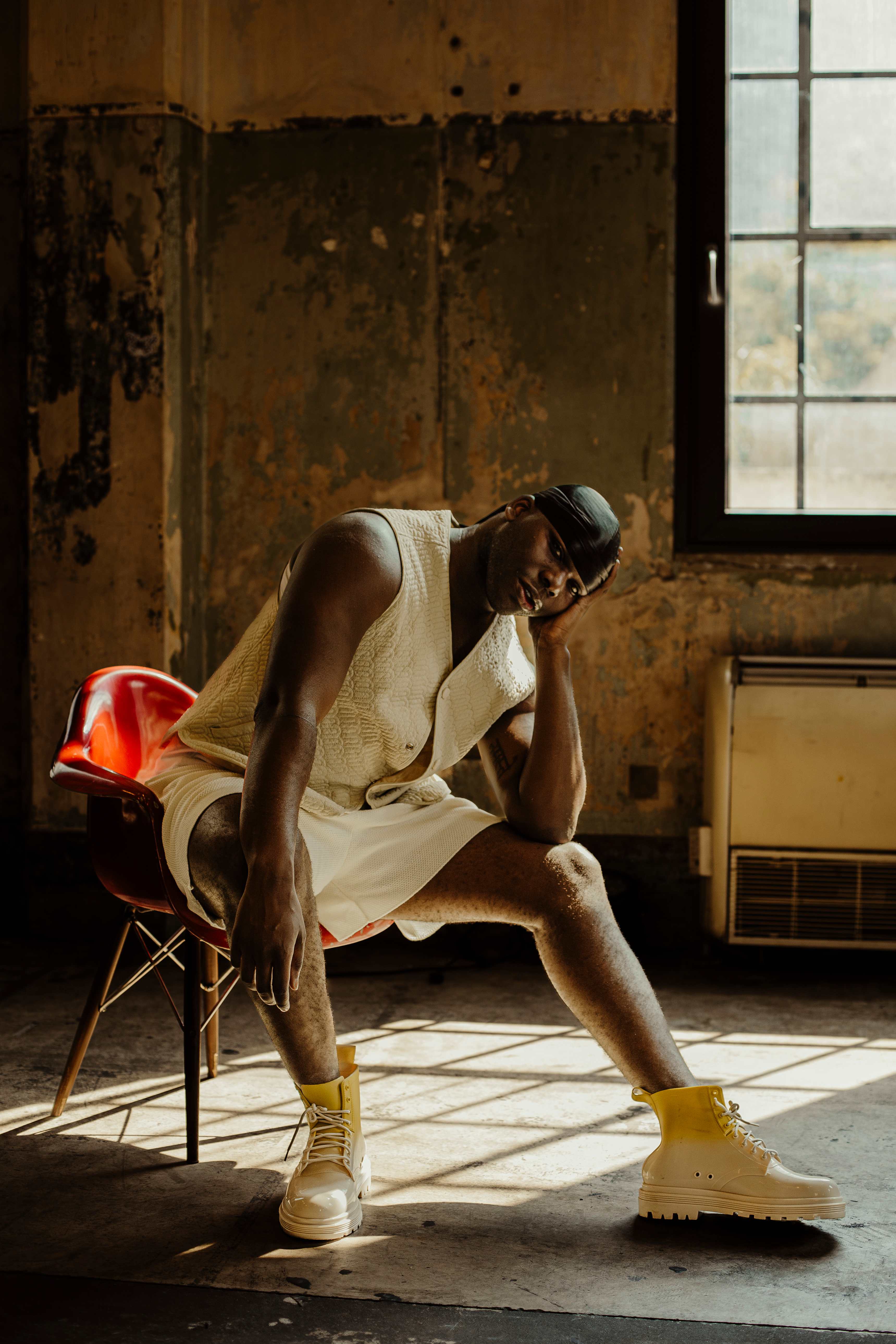 The Story Behind L’HOMME STATUE: BRAZILIAN FUNK MEETS AFRICA | Splice