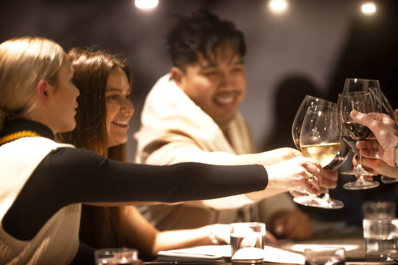 The Lakehouse - Lincoln Square, Bellevue, WA