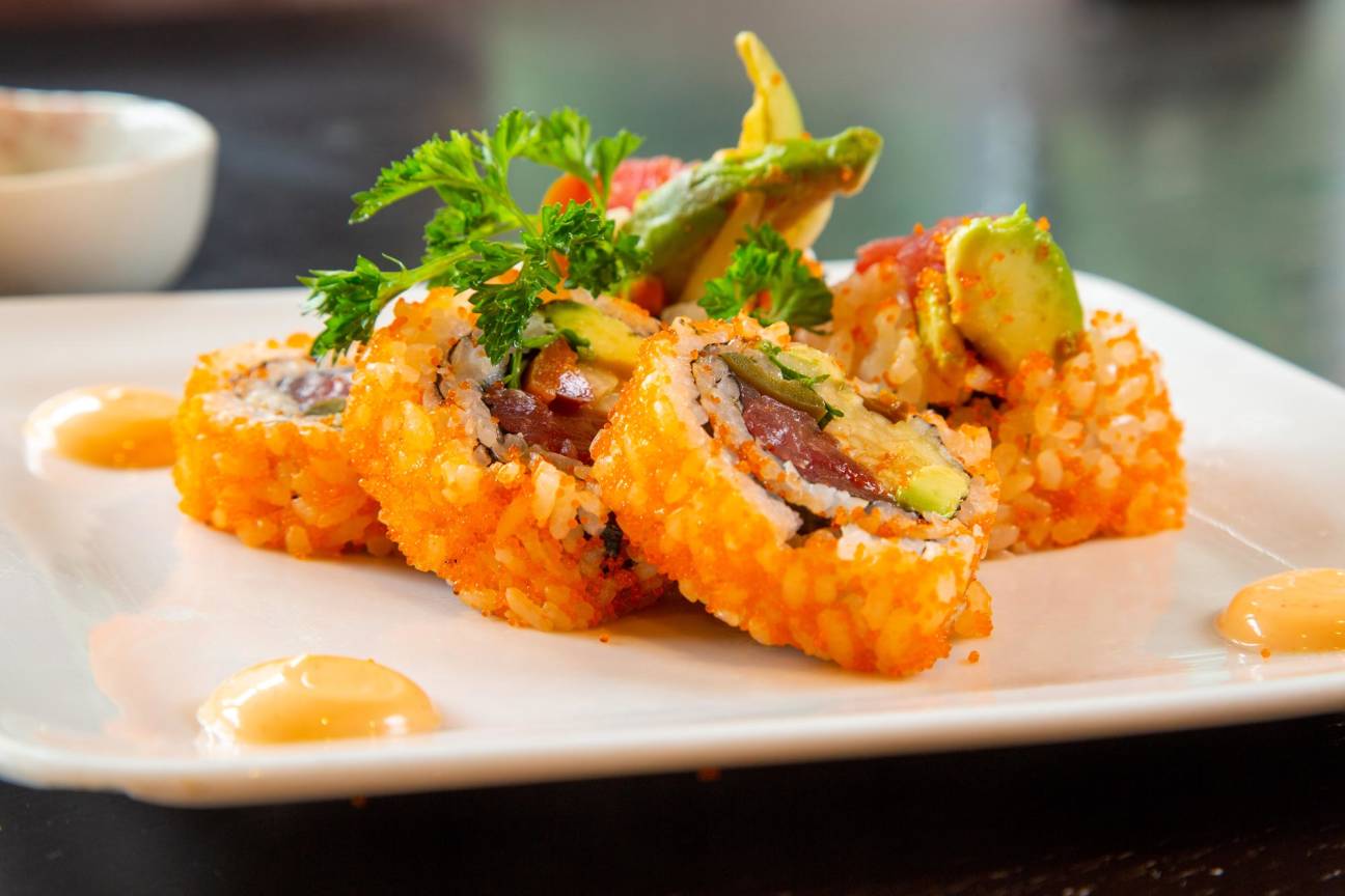 Dee’s Mandarin & Sushi Lounge - Chicago, IL