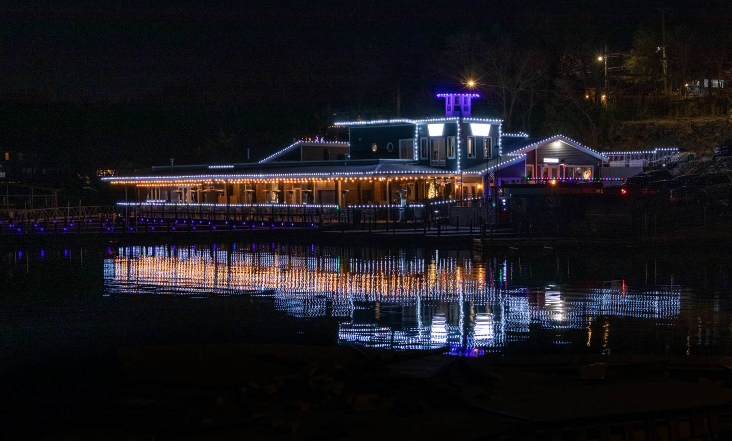 Marina 27 Steak & Seafood - Lake Lotawana, MO