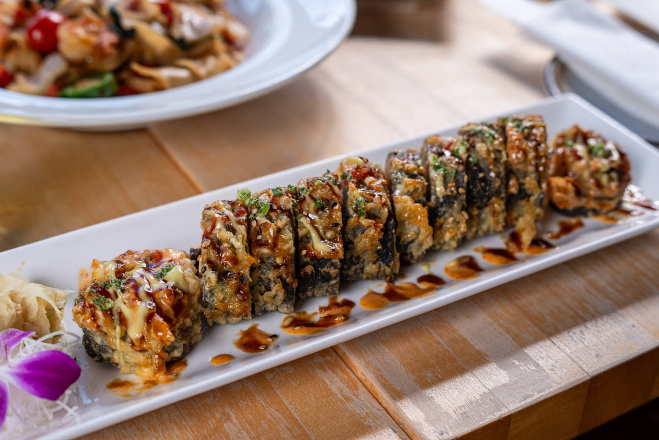 Kin Sushi & Thai Cuisine - Chicago, IL