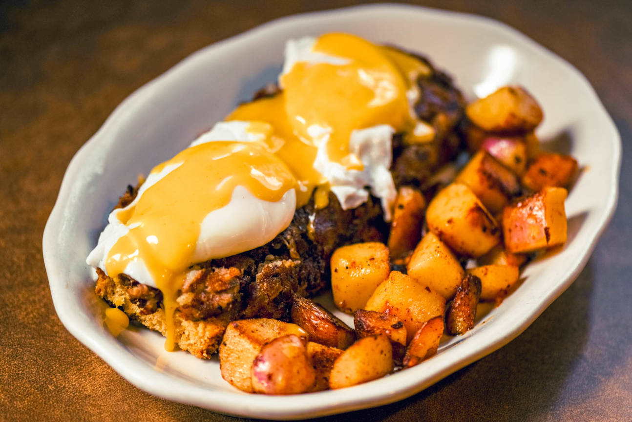 Red's Sandwich Shop - Historic Downtown Salem, Salem, MA