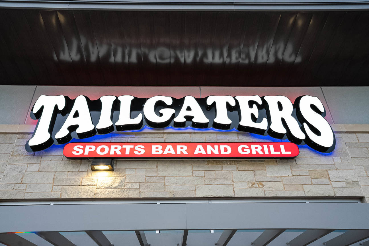 Tailgaters Sports Bar and Grill - FRISCO, Dallas, TX