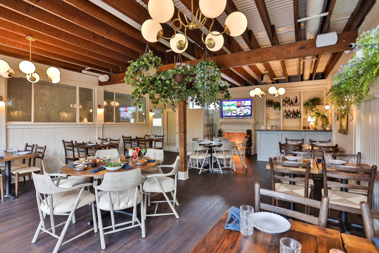Charlie's Place - Waldwick, NJ