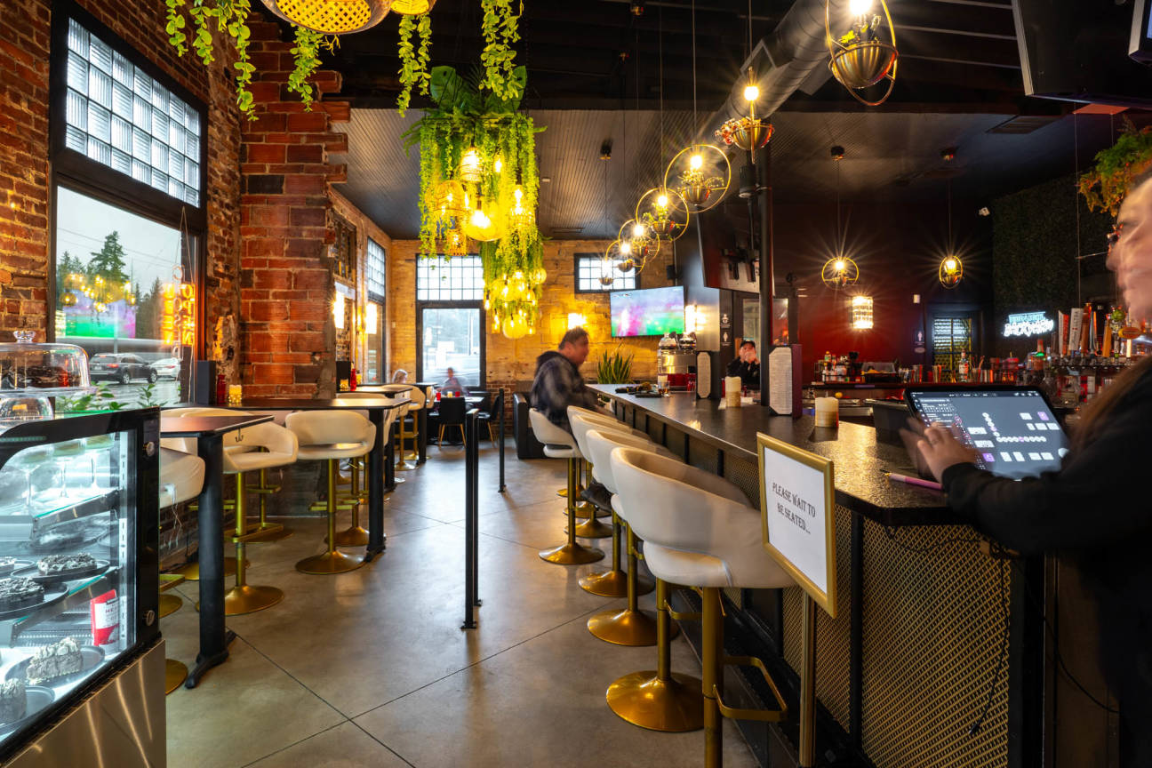 1933 bar+kitchen - Marysville, WA