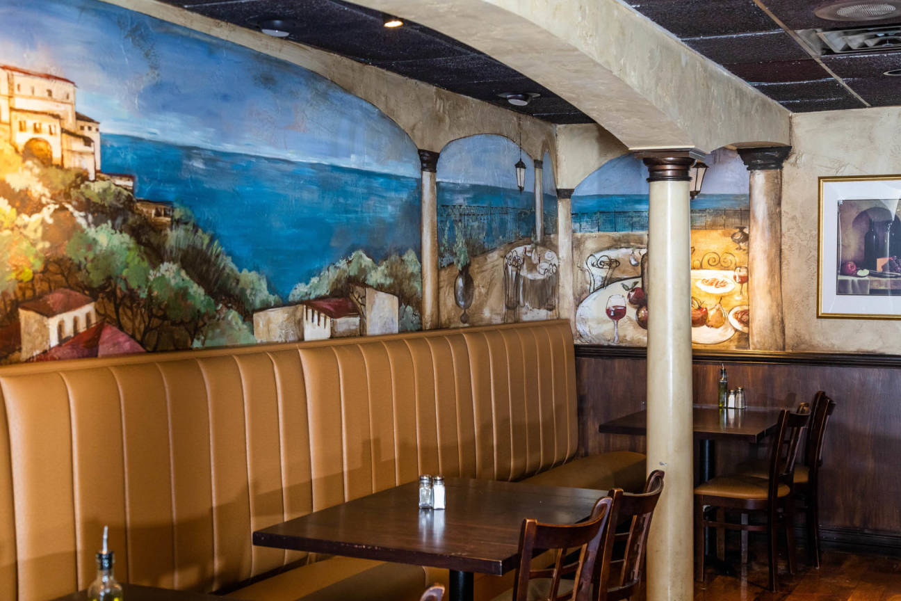 Mama Luigi's Restaurant - South West Side, Bridgeview, IL