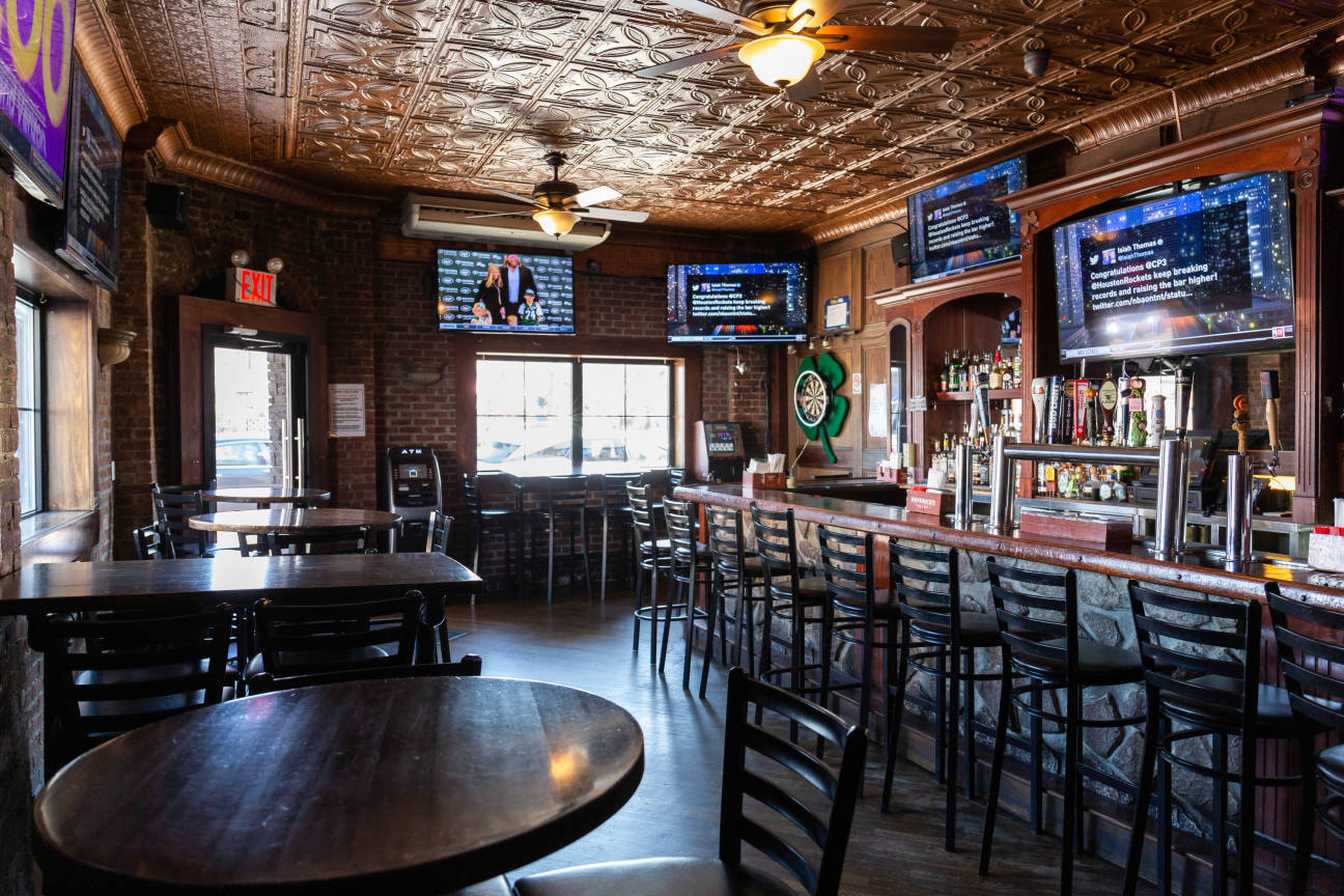 Bridies Grill Room - middle village, NY