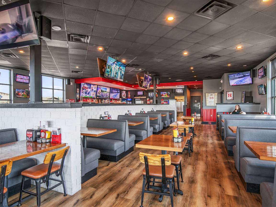The LNK Grill - Prairie Lake Plaza, Lincoln, NE