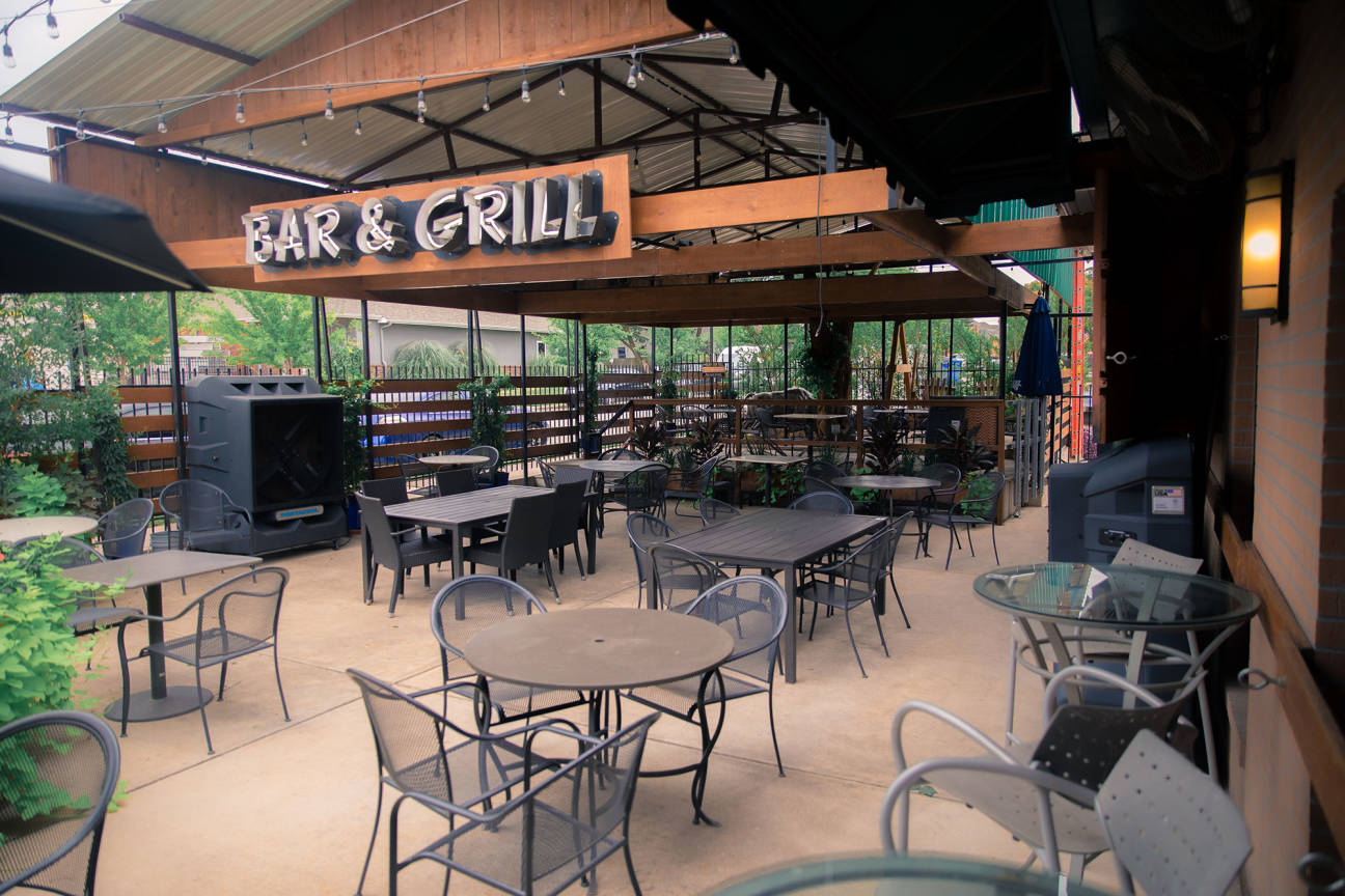 Shaw's Patio Bar & Grill - Near Southside, Fort Worth, TX