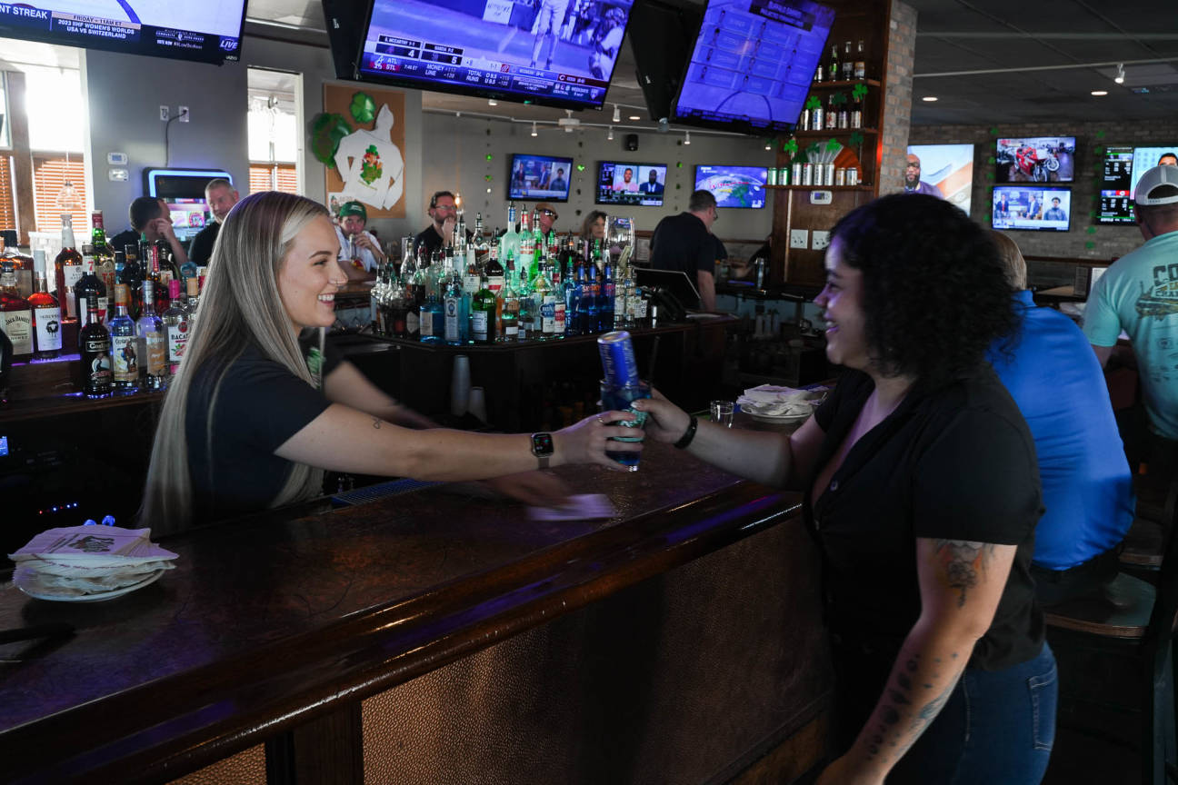 Kelly's Tavern (Hilltop) - Regency Hilltop, Virginia Beach, VA