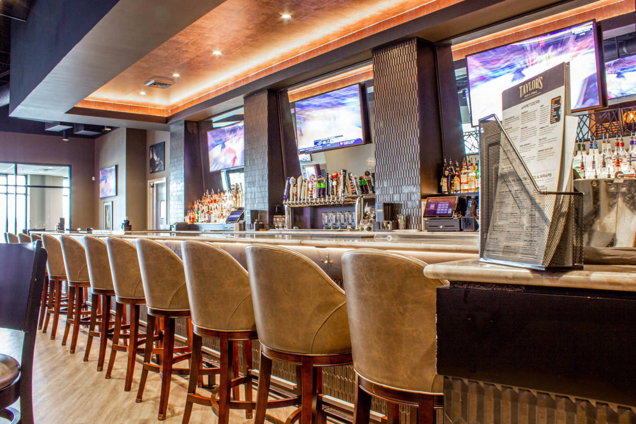 Taylor's Bar & Table - Ingalls, IN