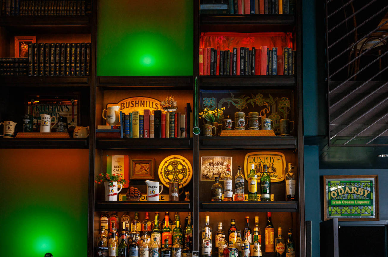 Foxy's Proper Pub - Downtown, Austin, TX
