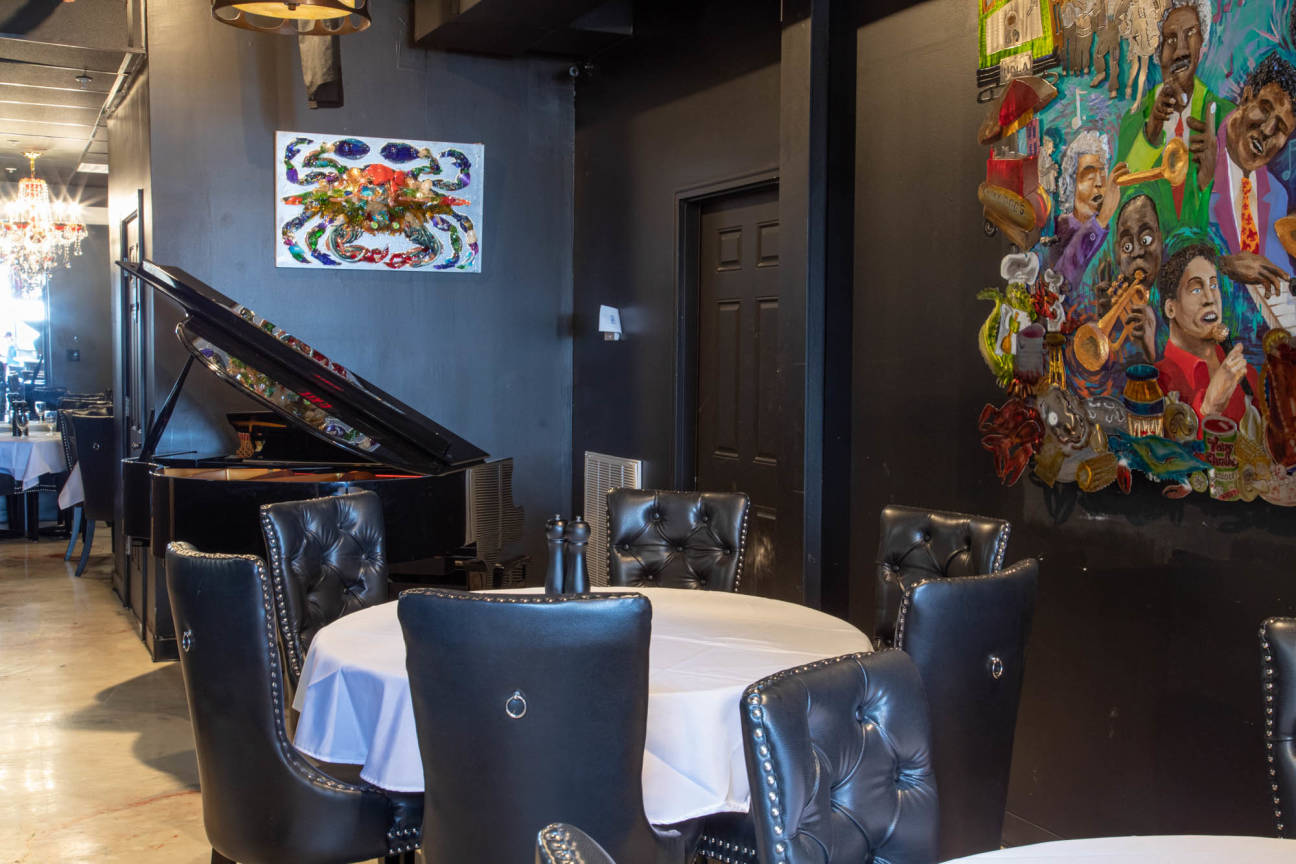 Neyow's XL - Mid City, New Orleans, LA