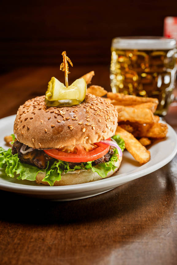 Muggn'z Family Restaurant - Edmonton, AB