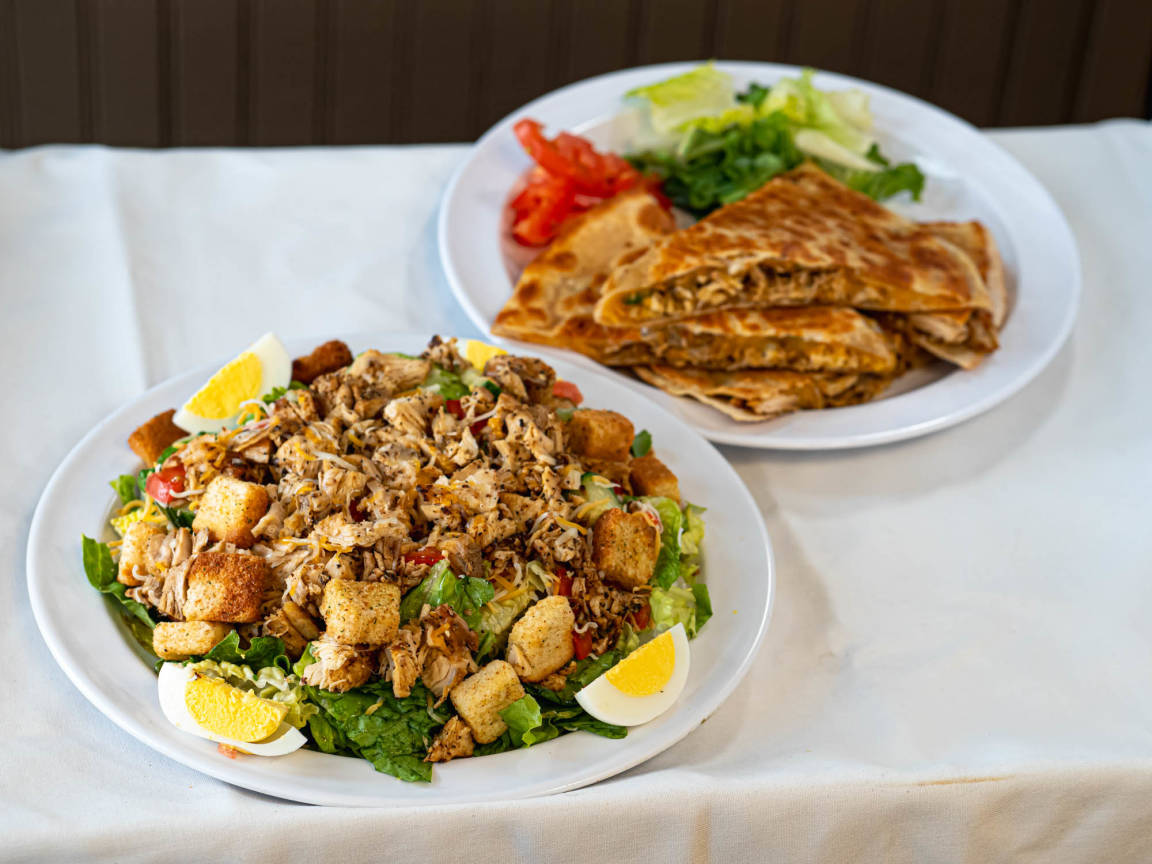 Muncheez Restaurant - Cleveland, OH