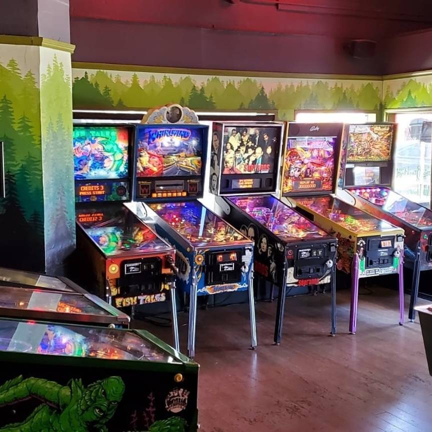 Space Room Lounge - Hawthorne, Portland, OR