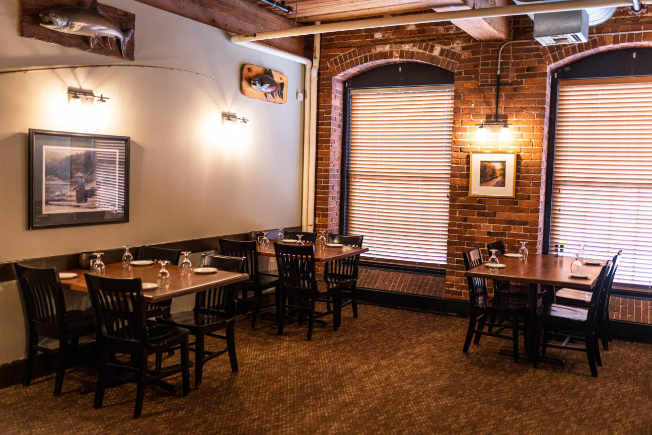 Fish Bones Grill - BATES MILL No. 6, Lewiston, ME