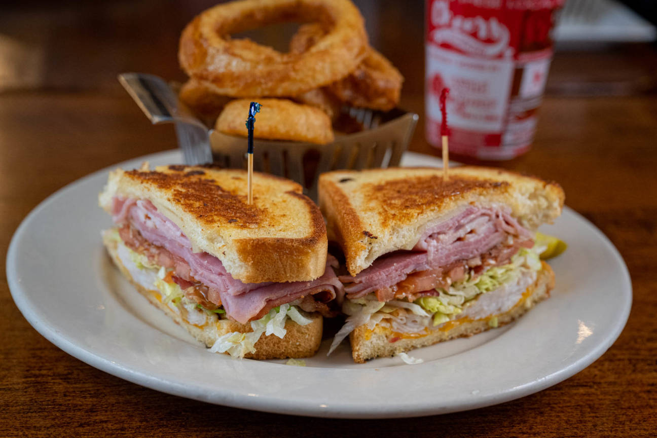 Wild Boar Bar & Grill - Hopkins - Mainstreet, Hopkins, MN