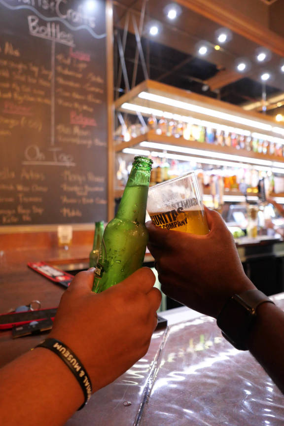 Morty's Wine and Beer Bar - Waterline Square, New York, NY