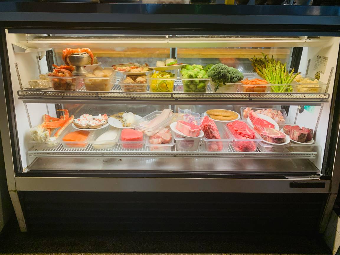 4th Base Restaurant - West Milwaukee - Steakhouse Sports bar