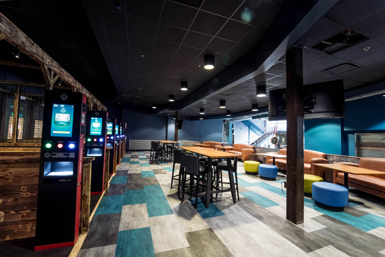 Bowling, Axe Throwing, Arcade, Party Venue | Eat, Drink, Play