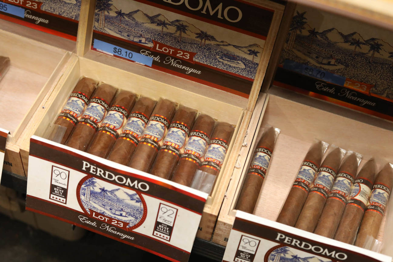 Gold Leaf Cigar Lounge - Langtree, Mooresville, NC