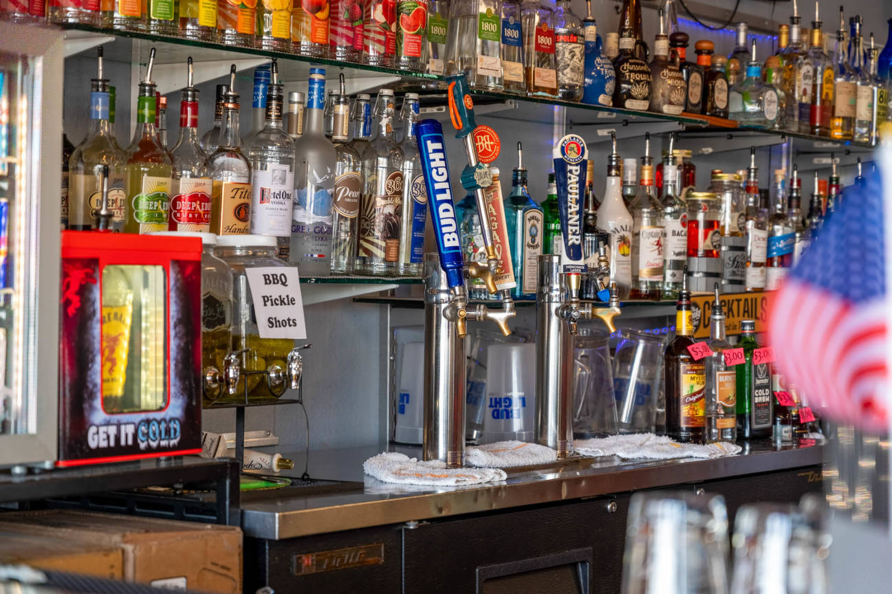 Oasis Bar and Grill - Aurora, CO