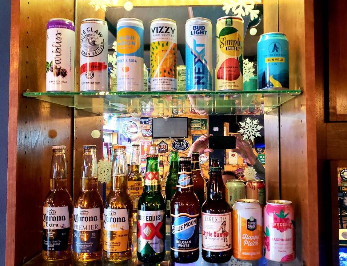 Aliota's Pub & Grill - Milwaukee, WI