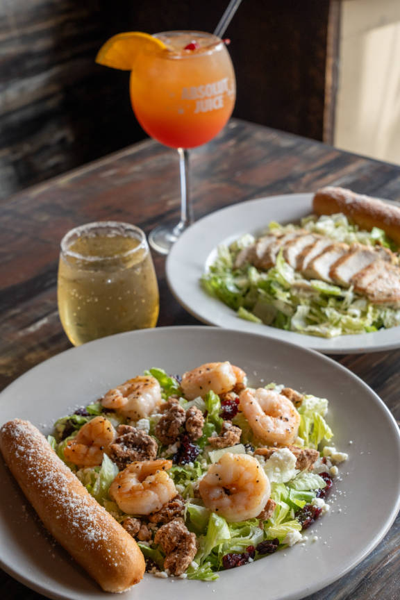 201 Tavern Beer Garden & Grill - Anoka, MN