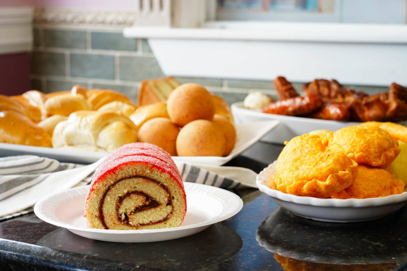 Caprichos Antioqueños Bakery - Pawtucket, RI